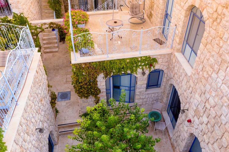 The Way Inn, a boutique hotel in Safed