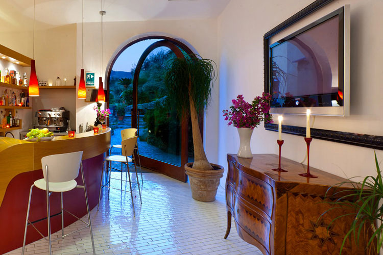 Hotel Torre Barbara, a boutique hotel in Sorrento Coast