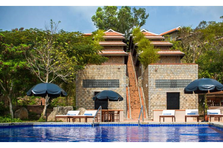 Victoria Nui Sam Lodge, a boutique hotel in Chau Doc