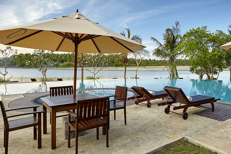 Amaranthé Bay Resort, a boutique hotel in Trincomalee