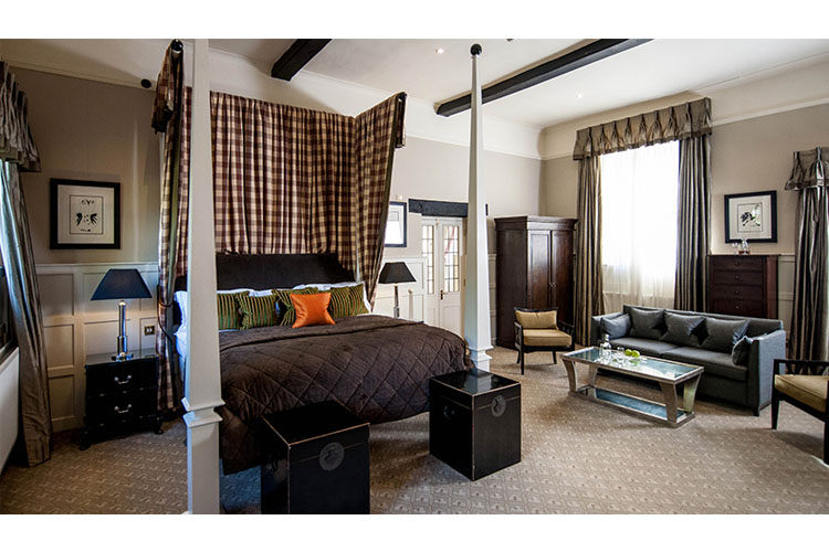 Lower Slaughter Manor, a boutique hotel in Gloucestershire