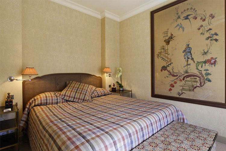 Hotel Daniel Paris, a boutique hotel in Paris